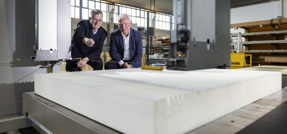 Precise cutting on a grand scale - Fecken-Kirfel - Franke GmbH
